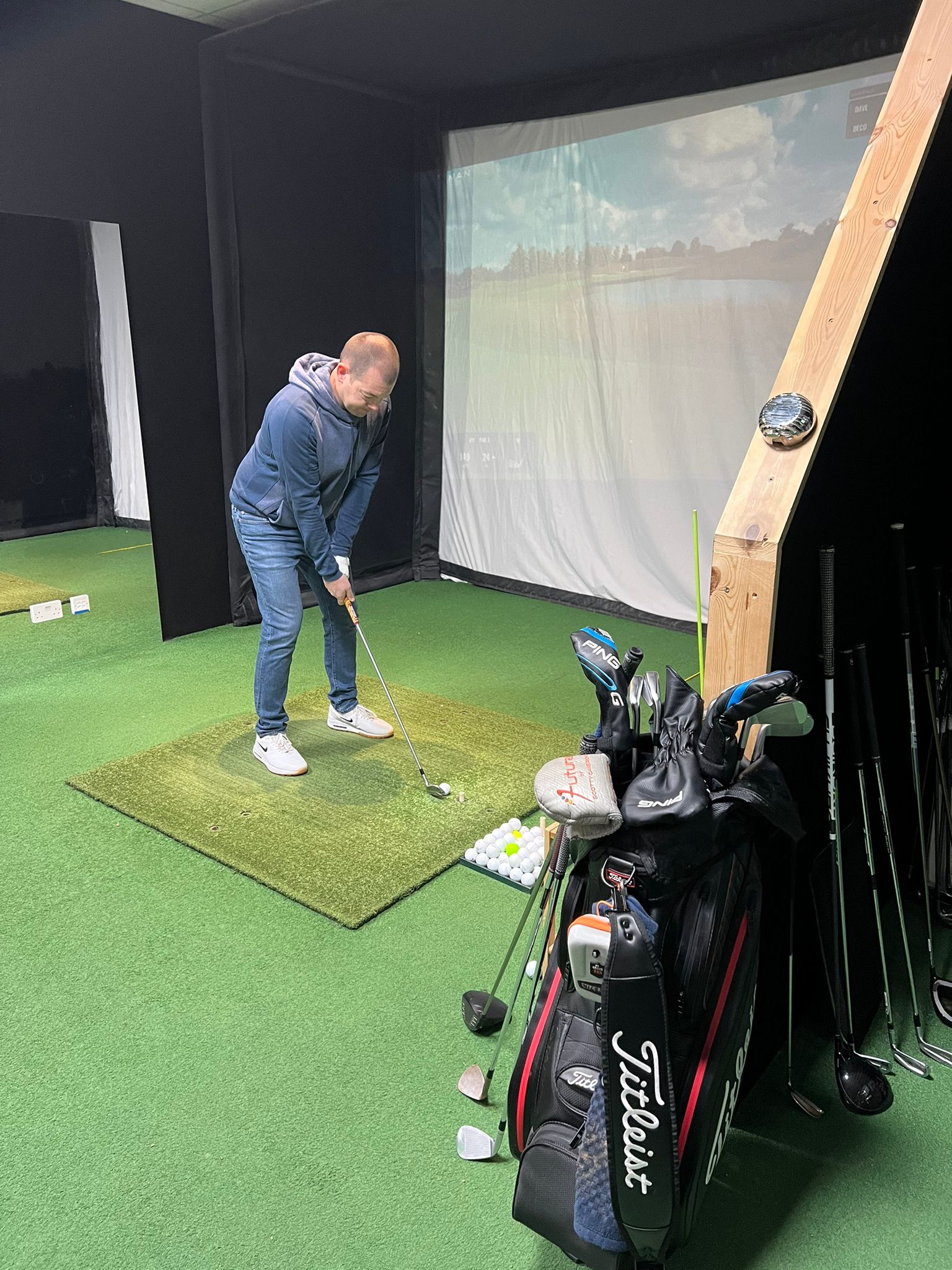 Simulator Room and Golf Practice Range | Calderfields Hotel Golf ...