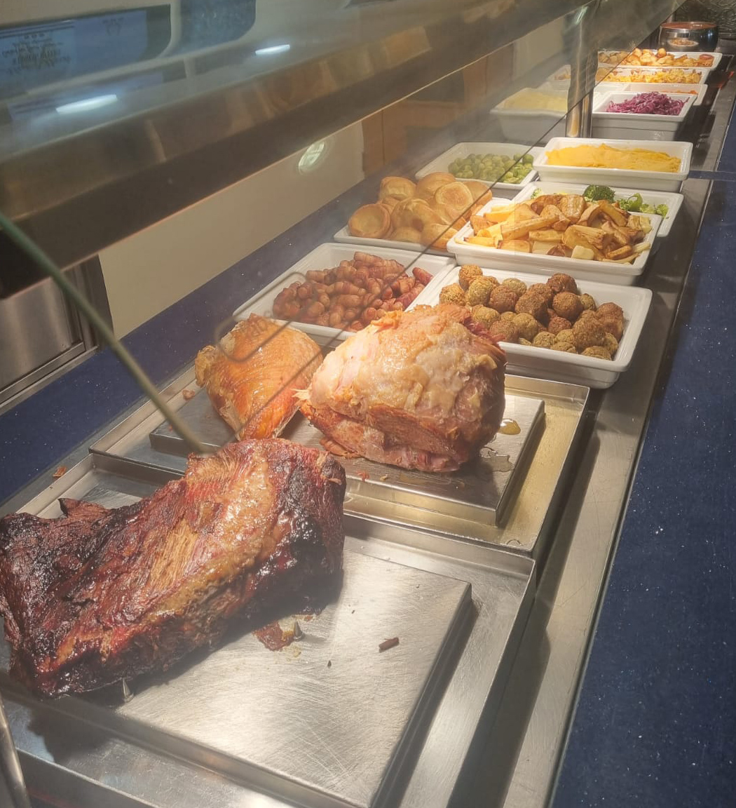 We are hiring: Carvery Carver | Calderfields Hotel Golf & Country Club